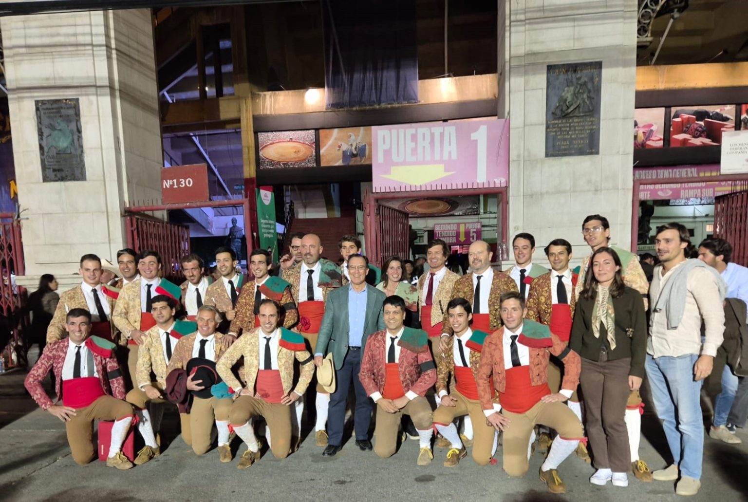 Seleção de Forcados Portugueses na Plaza Mexico - Forcados Amadores de ...
